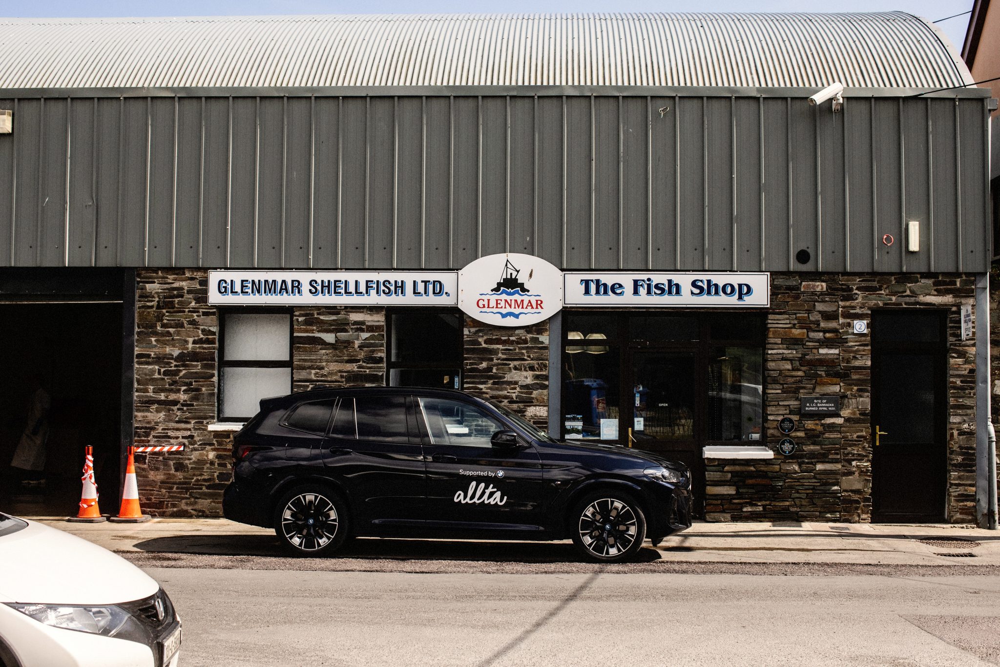 ON THE ROAD WITH NIALL DAVIDSON. | Discover BMW